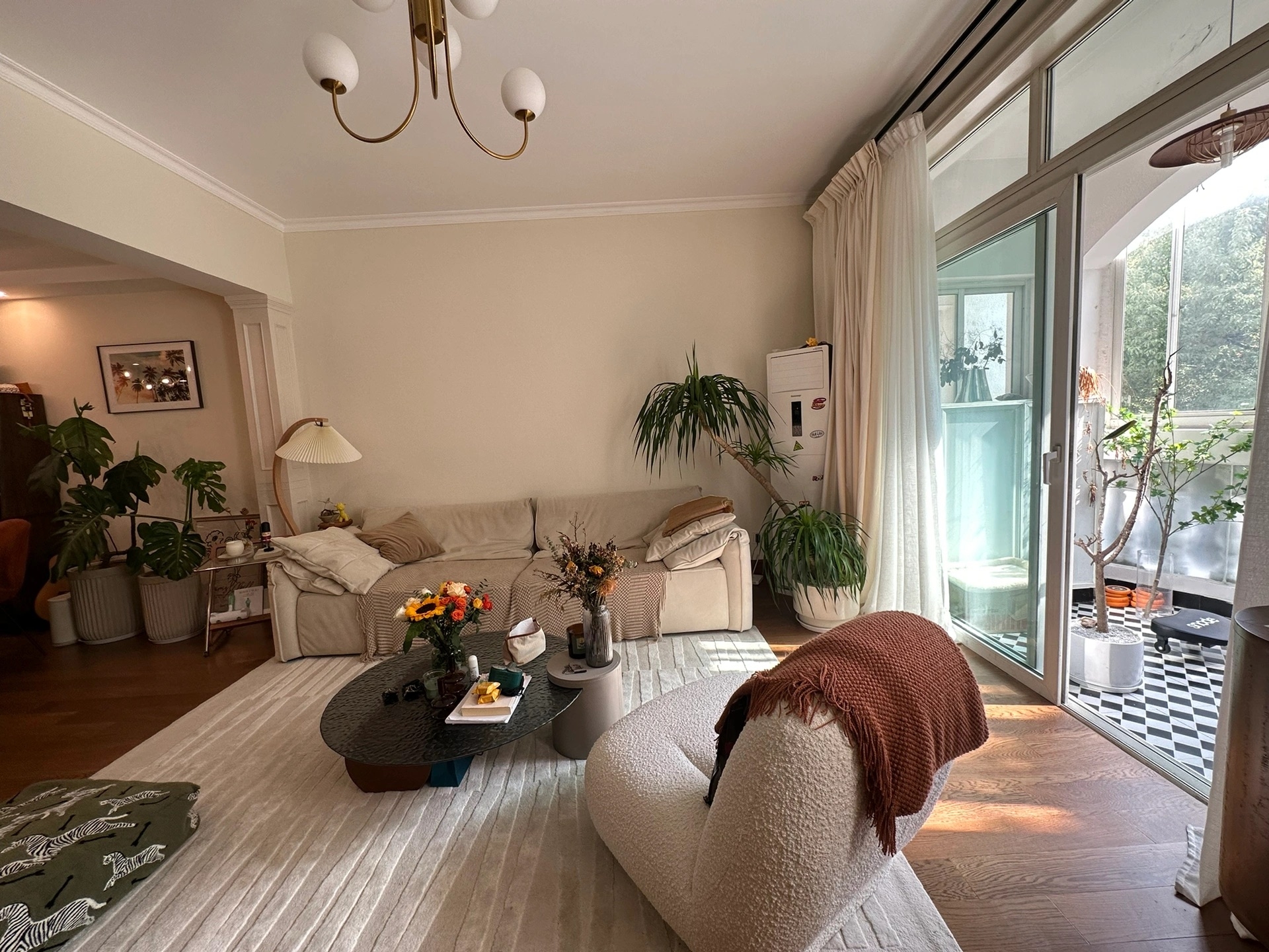 Shanghai-Changning-Long Term